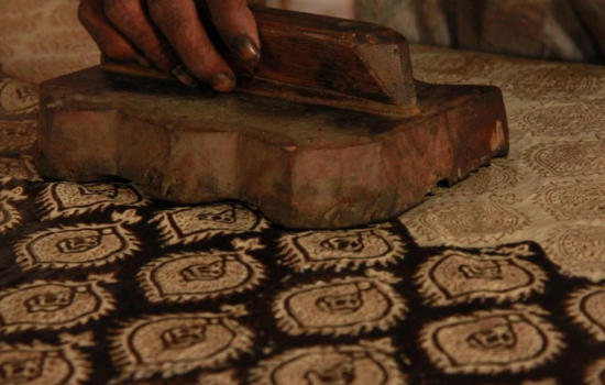 Crafting Tradition: The Artisans Behind Jaipur Cotton Suit Sets – Bada ...